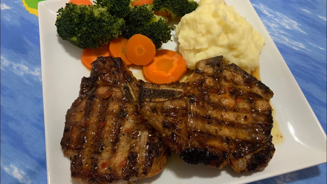 Costeleta de Porco ou Pork Chop Grelhado com Molho Manteiga - YouTube
