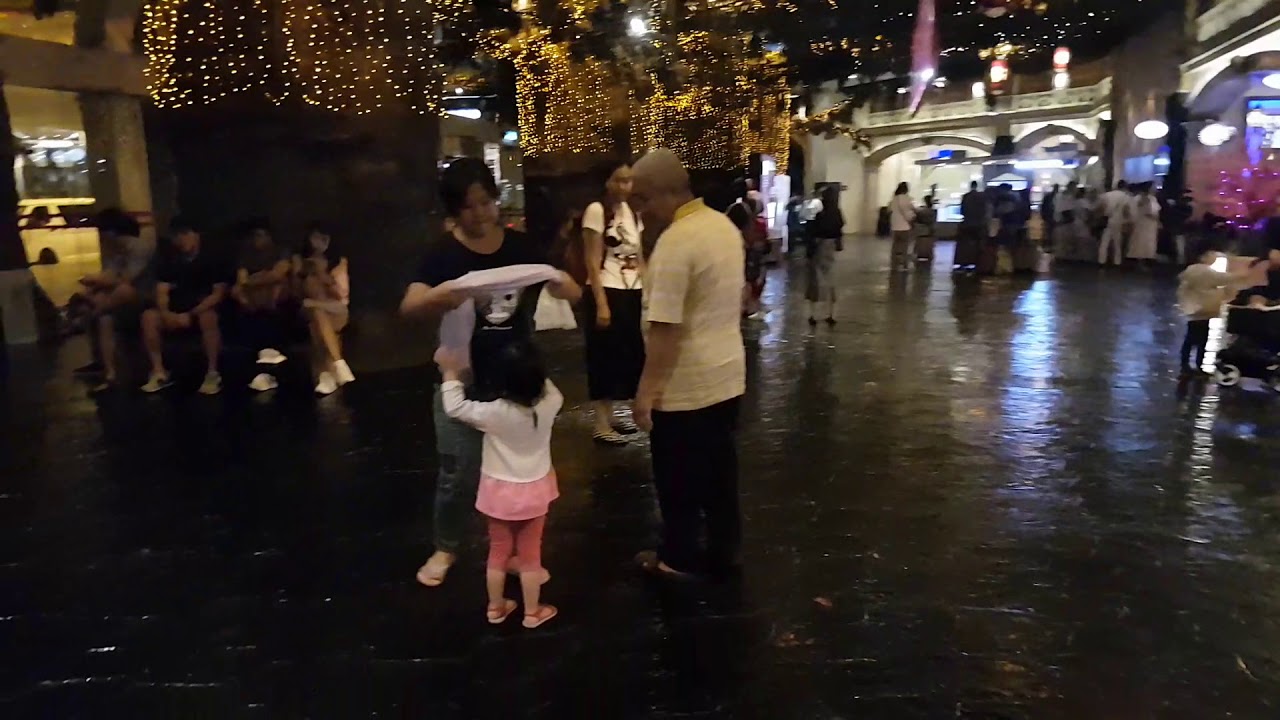 Genting Highland's nightlife - YouTube
