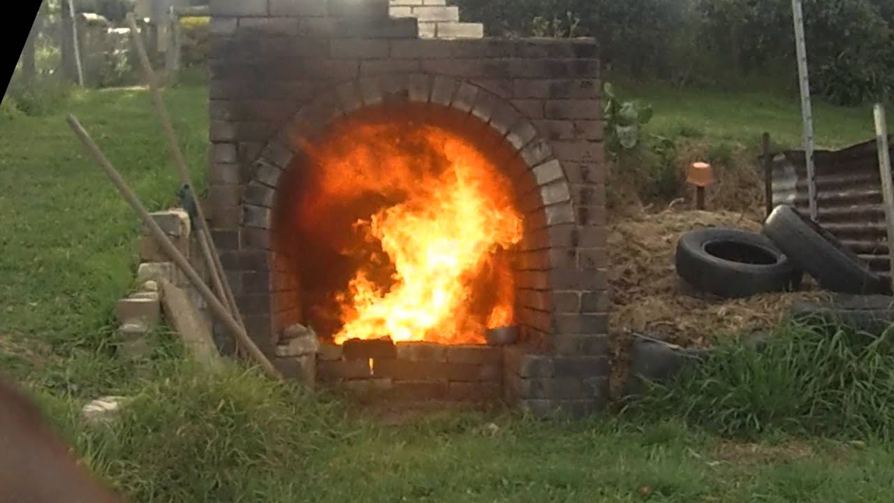 Spray Paint Bomb - YouTube