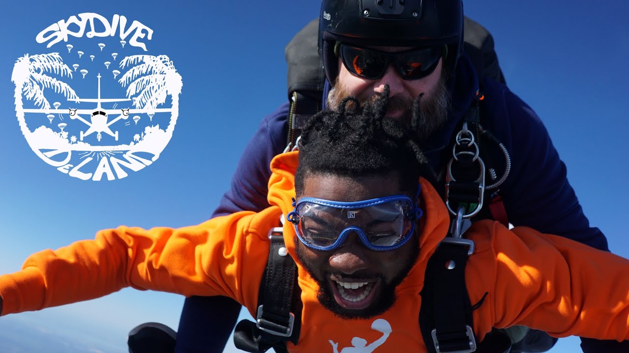 Karly Had A GREAT Time SKYDIVING! - YouTube