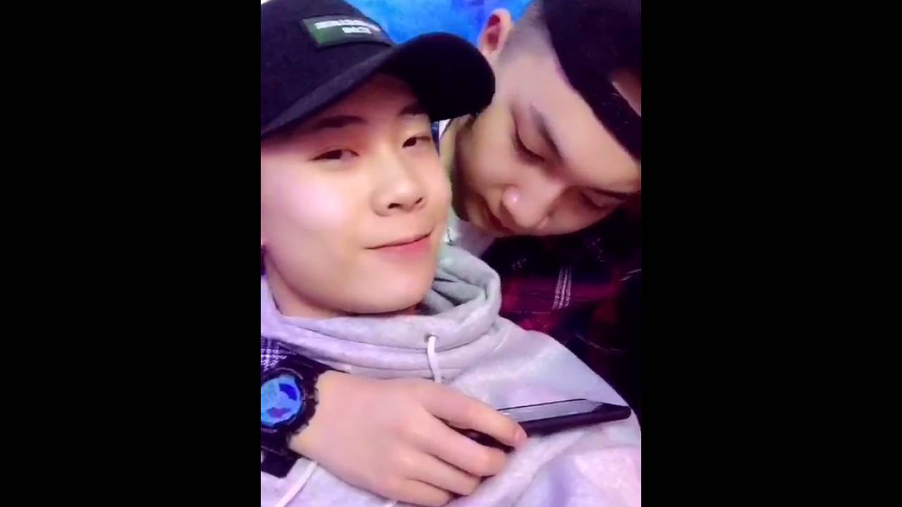 Arrgg... so sweet! - YouTube