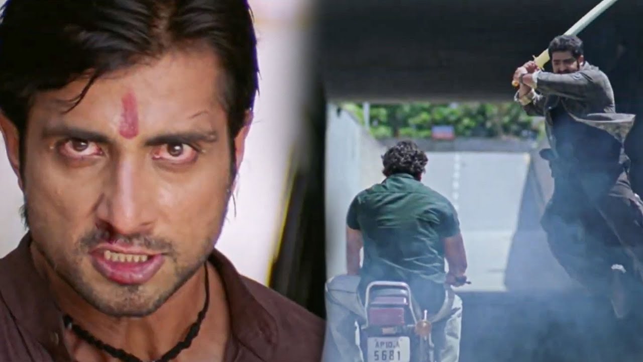 Jr. Ntr Superb Action Fight And Chasing Scene || iDream Global - YouTube