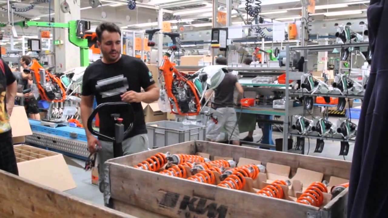 KTM Fabrik - YouTube