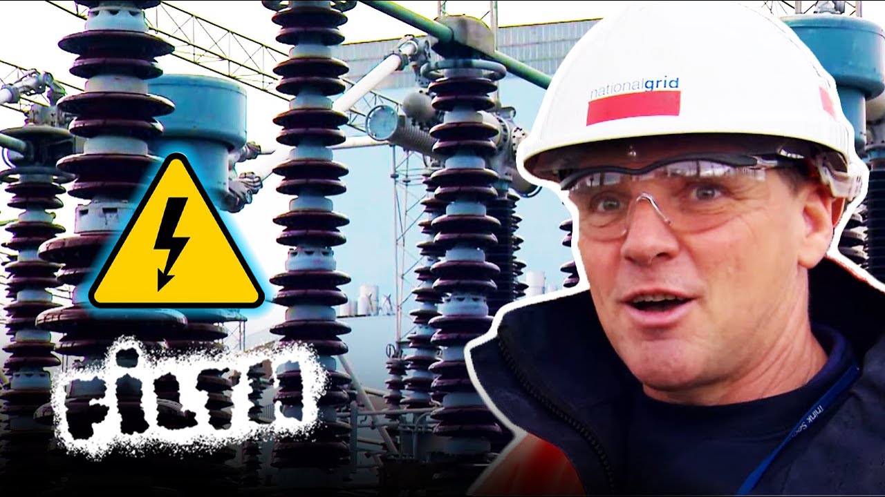 Is This The Most Dangerous Job In The World Cleaning An Electric is-this-the-most-dangerous-job-in-the-world-cleaning-an-electric