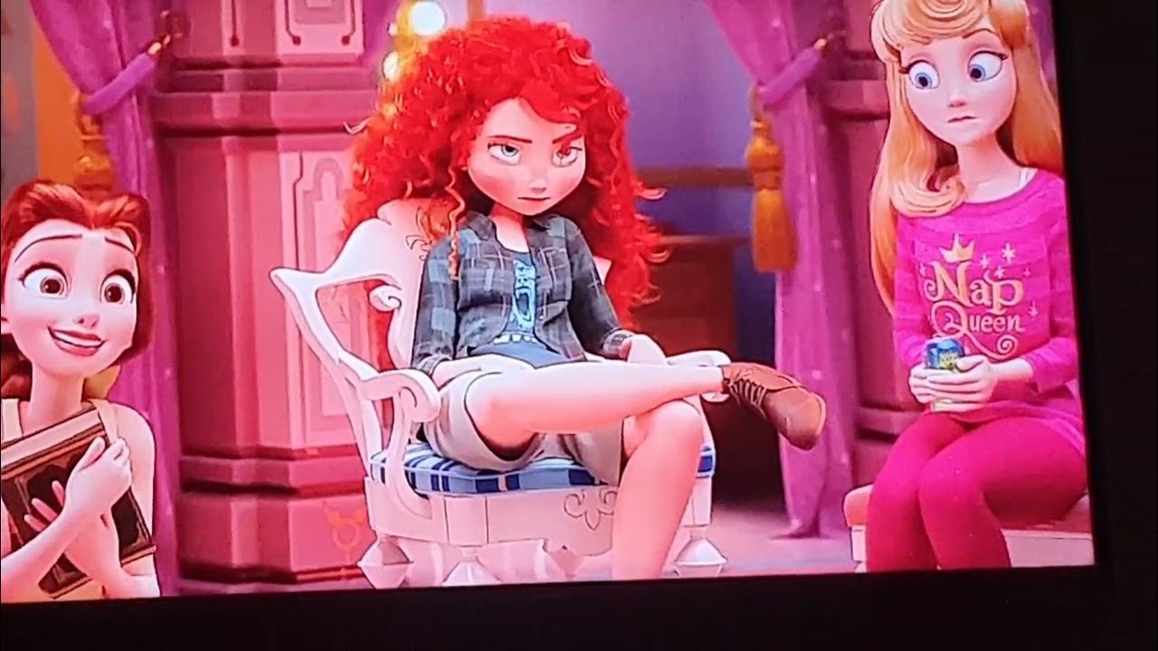 vanellope meets disney princess - YouTube