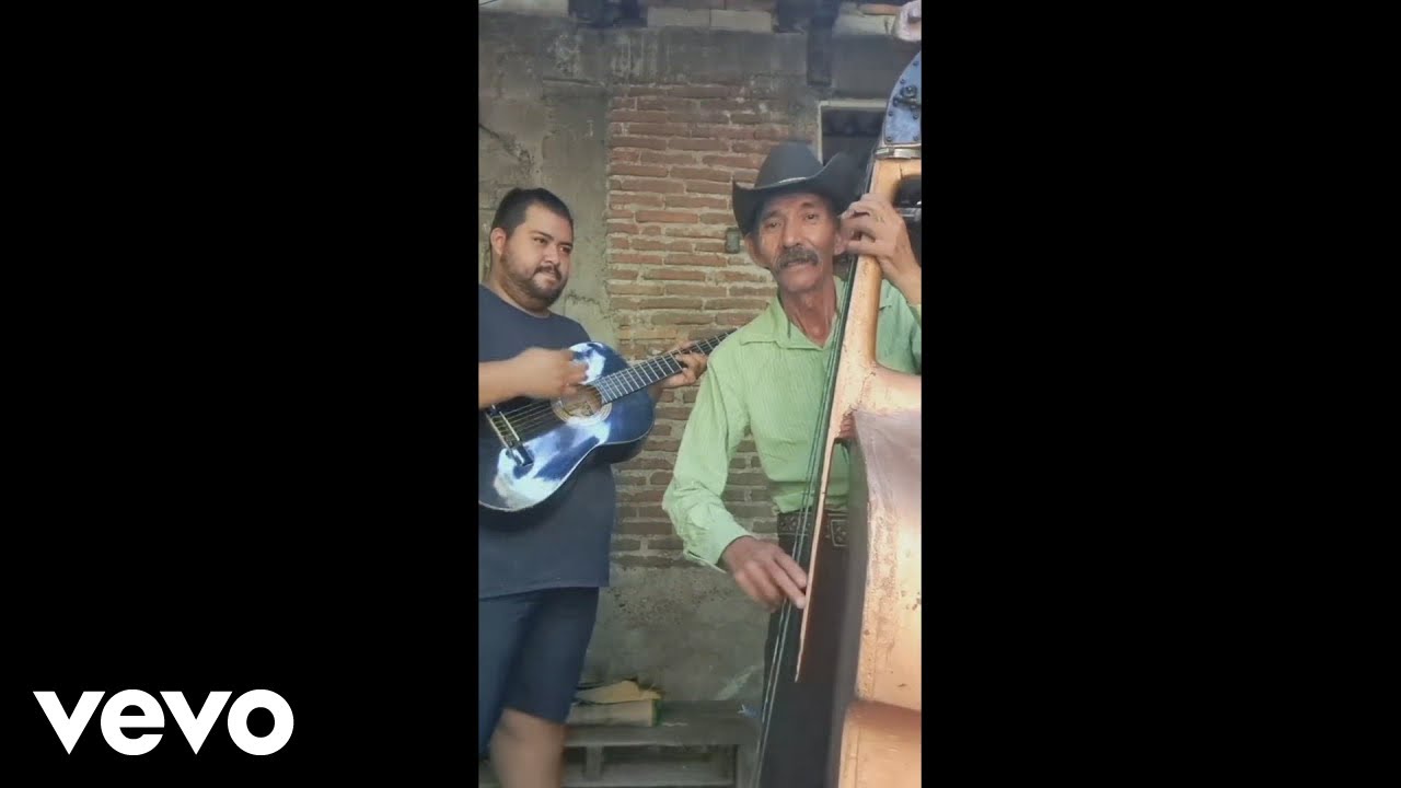 Panchito Y Roy - La Vaca Y La Señora Candida - YouTube
