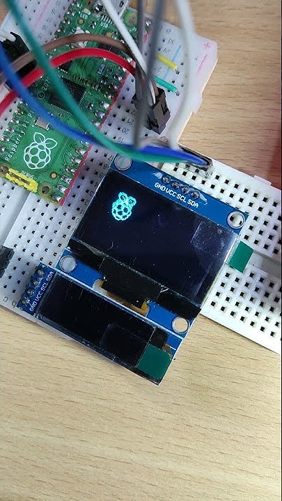 MicroPython display on two OLED, as one FrameBuffer. ex.1 floating icon across displays - YouTube