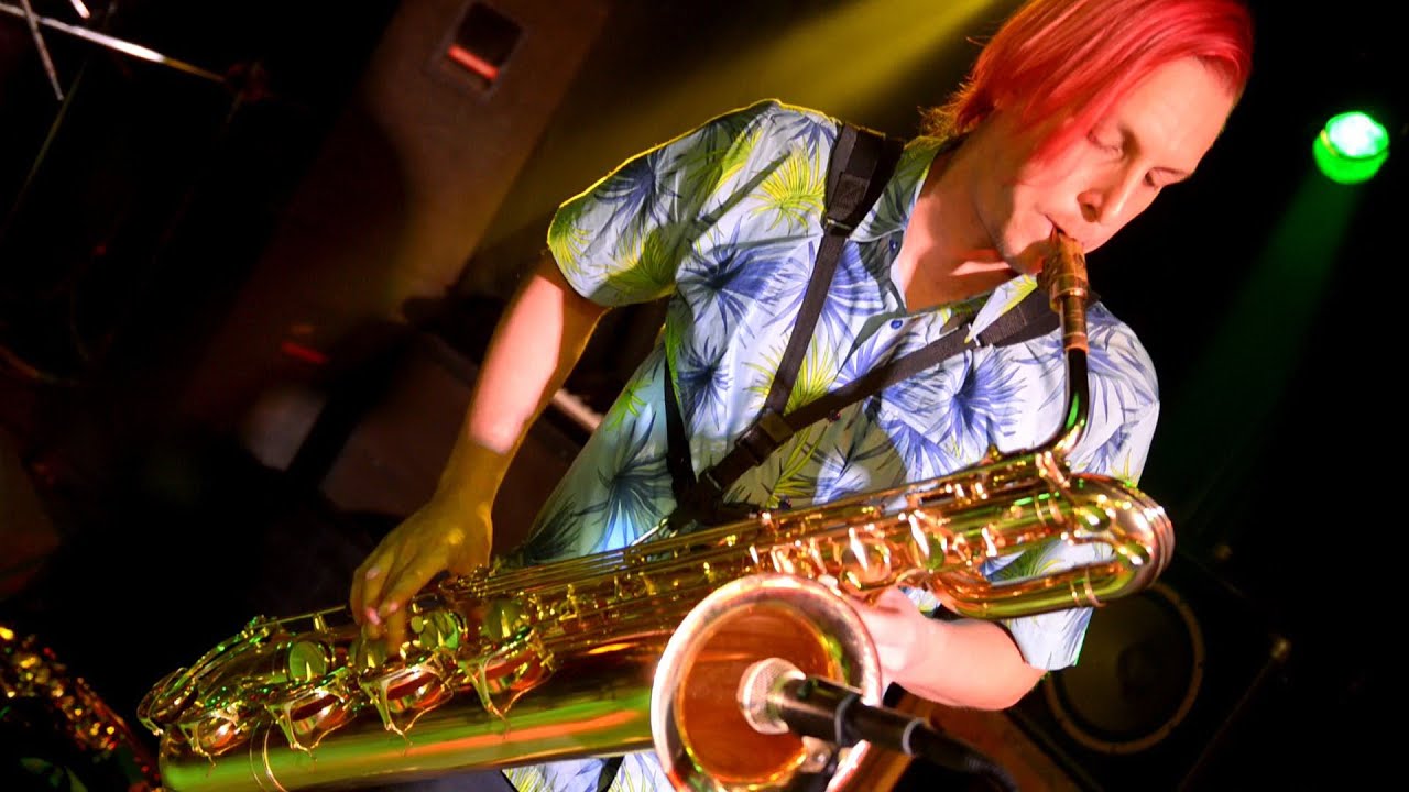 最後大浪 (The Last Wave) w/Greg Rushton - 運動快艇 @ Rocks (Dec 05, 2015) - YouTube