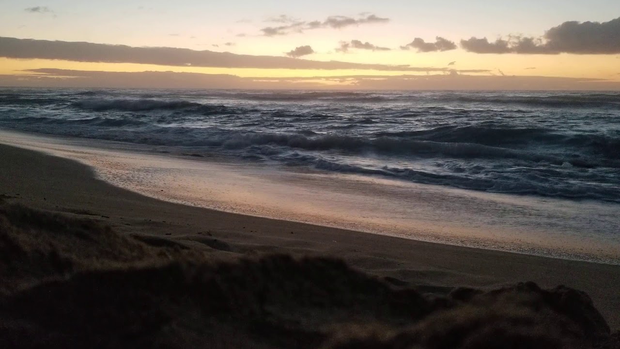 1/1/2020 Sandy Beach, Oahu, Hawaii. Pre Sunrise - YouTube