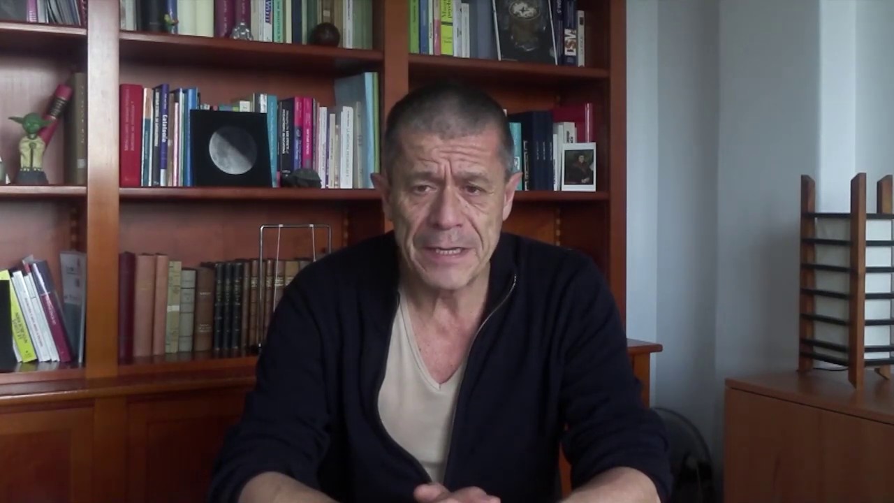 Les grands entretiens avec l'écrivain Emmanuel Carrère - YouTube