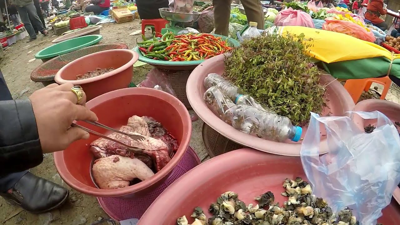 Morning Market In Phonsavan,Xiengkhouang Laos 12/16/ 2018-19 - YouTube