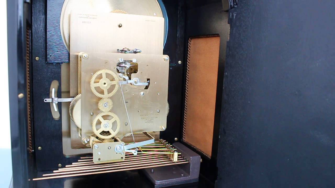 Christiaan Huygens clock 3 melodies Whittington - YouTube