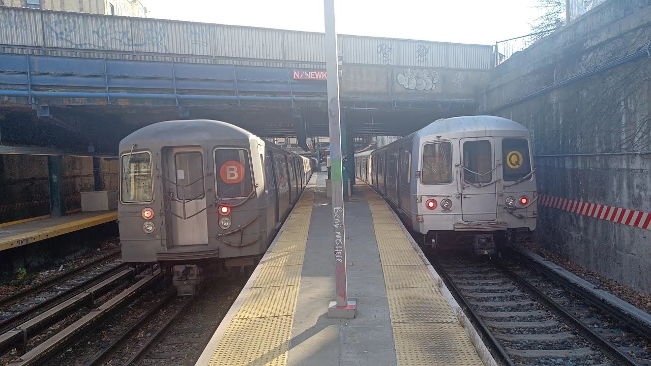 NYCT: BMT Q Local races IND B Express on the Brighton Line - YouTube