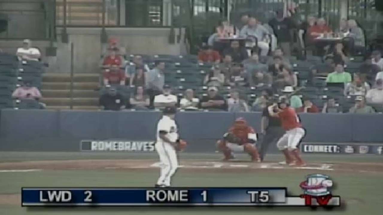 Jake Scheiner hits inside the park homer - YouTube