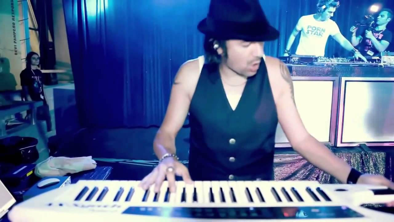 Eiffel65 - Blue Da Ba Dee (official video) - Live in Turin, Italy ...