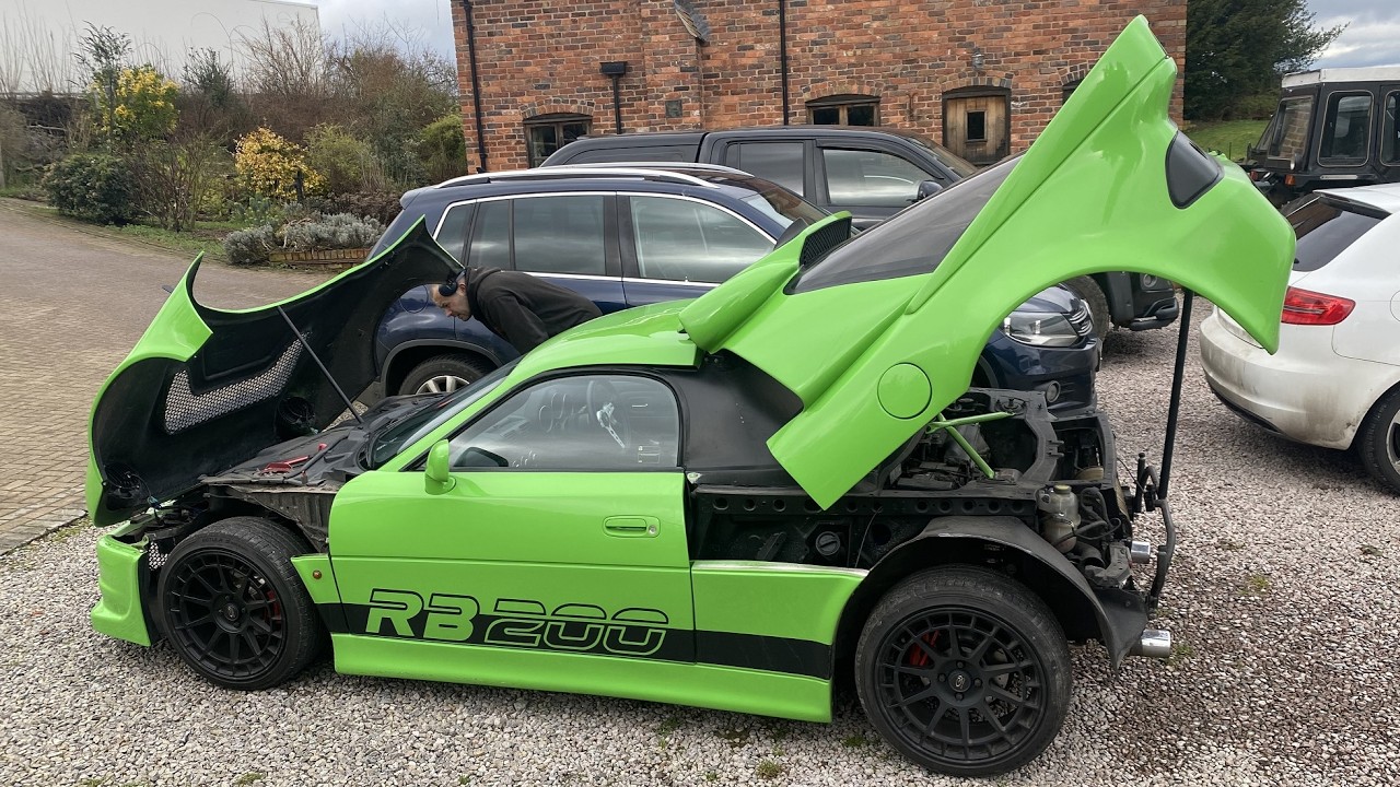 Customer brings his 'RB200'- MR2 with a RS200 Group B body conversion ...