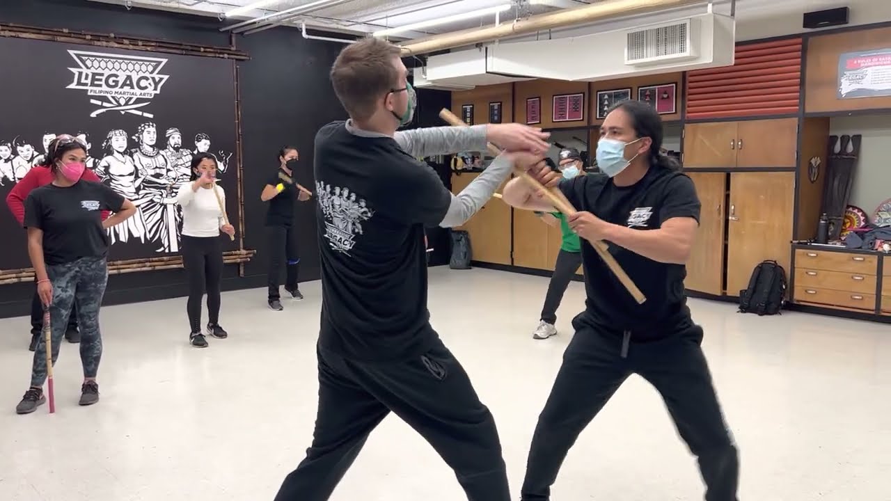 Visayan Style Corto Kadena and Kombatan Arnis blend Disarm ( Filipino ...
