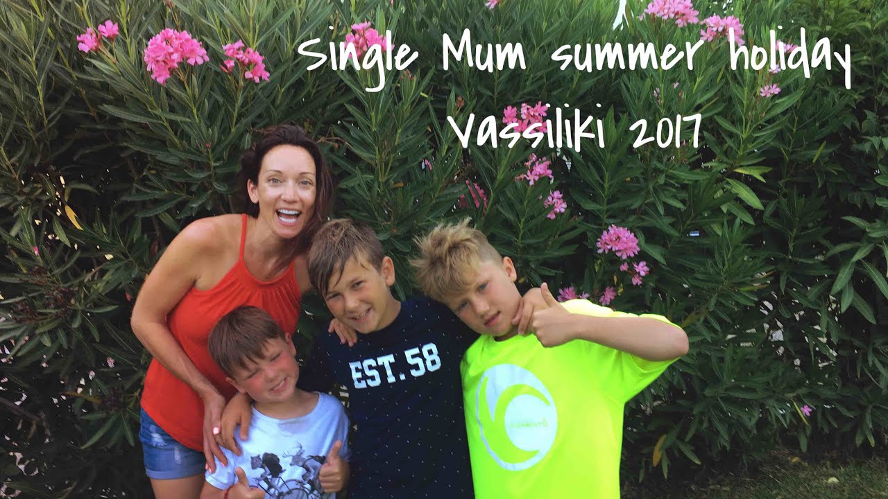 SINGLE MUM HOLIDAY - YouTube
