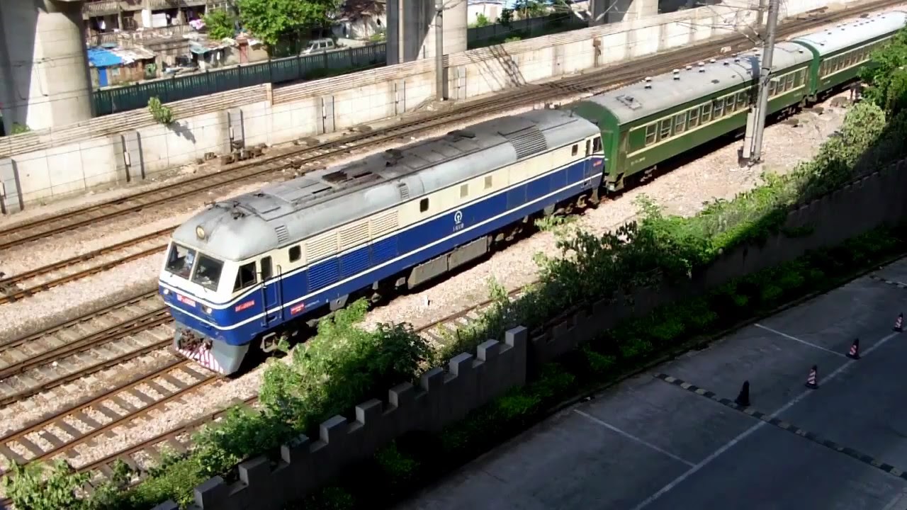 DF11+25B, China Railway中国铁路(7102黄山到南京, Huangshan to Nanjing Train ...