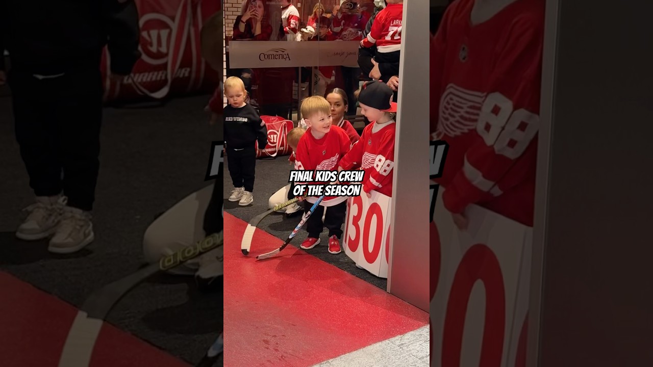 Red Wings kid crew final game of the season - YouTube