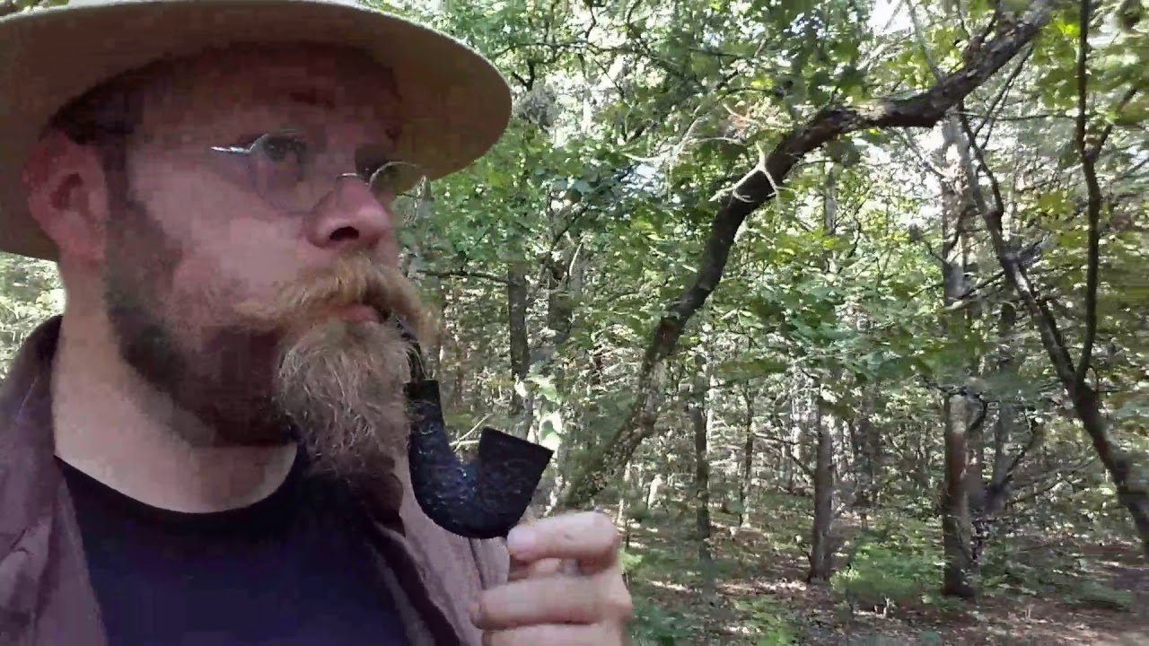 On the trail with a Blakemar briar - YouTube