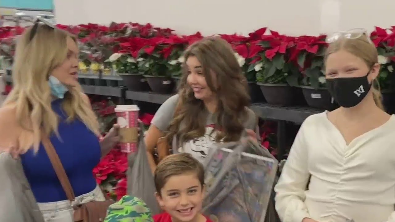 News 6 Anchors Julie Broughton and Lisa Bell do their Angel Tree ...