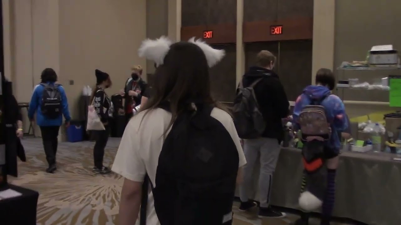 furry running for his life - YouTube