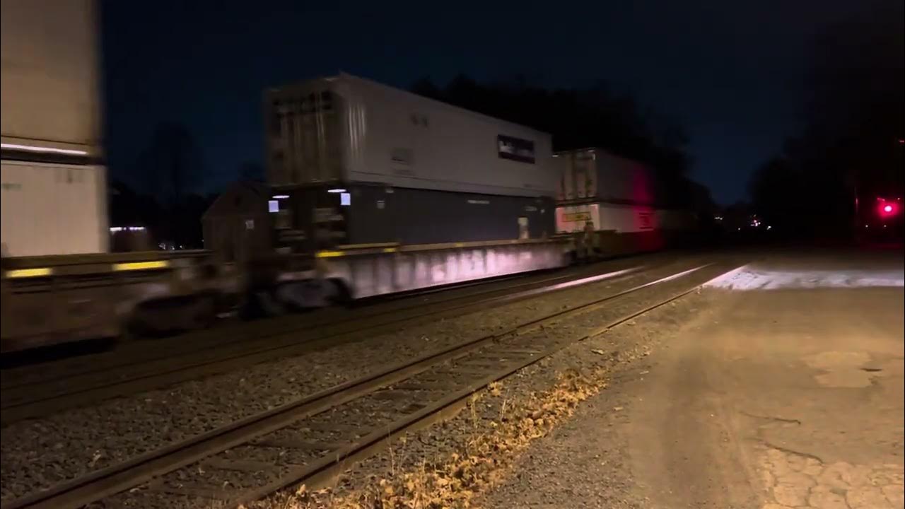 NS 8113 ES44AC leads NS 23G through Piscataway - YouTube
