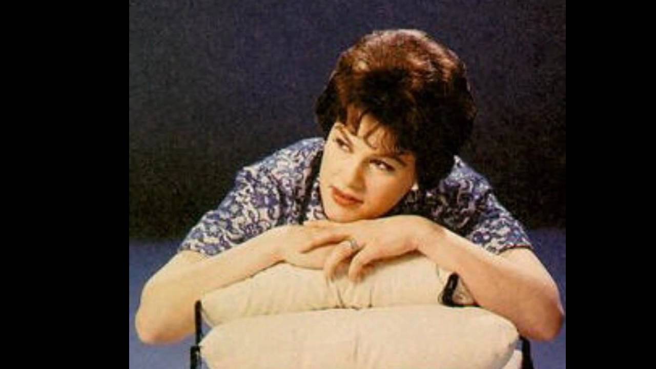 Patsy Cline - Have You Ever Been Lonely? - YouTube