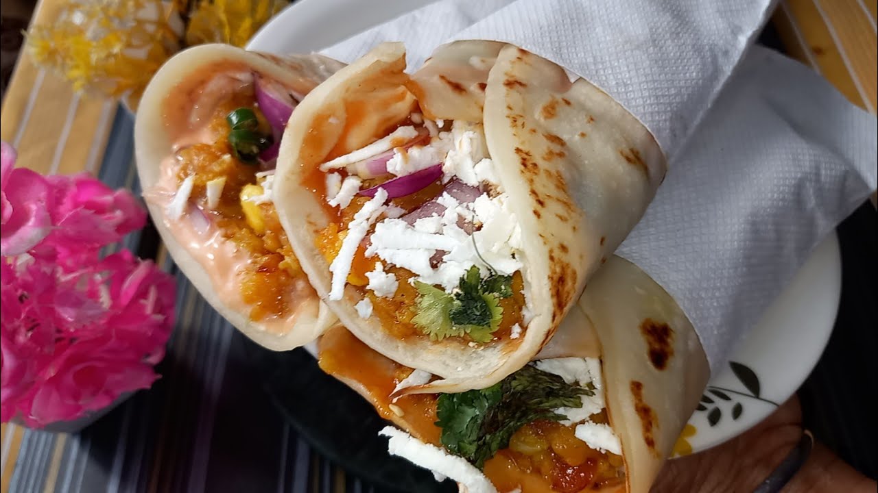 What is Frankie roll made of। फ्रेंकी और रोल में क्या अंतर है। paneer ...