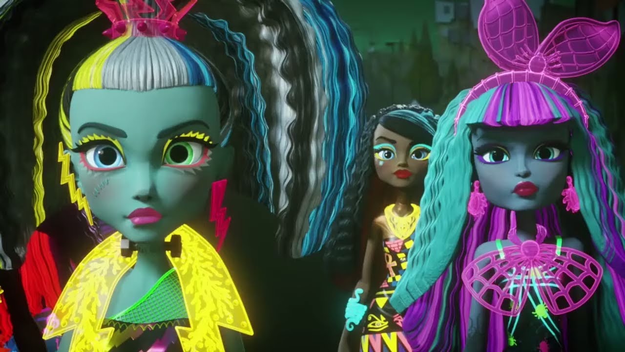 Monster High™ 💜⚡️New Monsters In Town! | Electrified | Cartoons for ...
