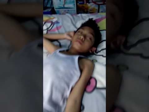 Iseng iseng vidio adik waktu tidur :D:D