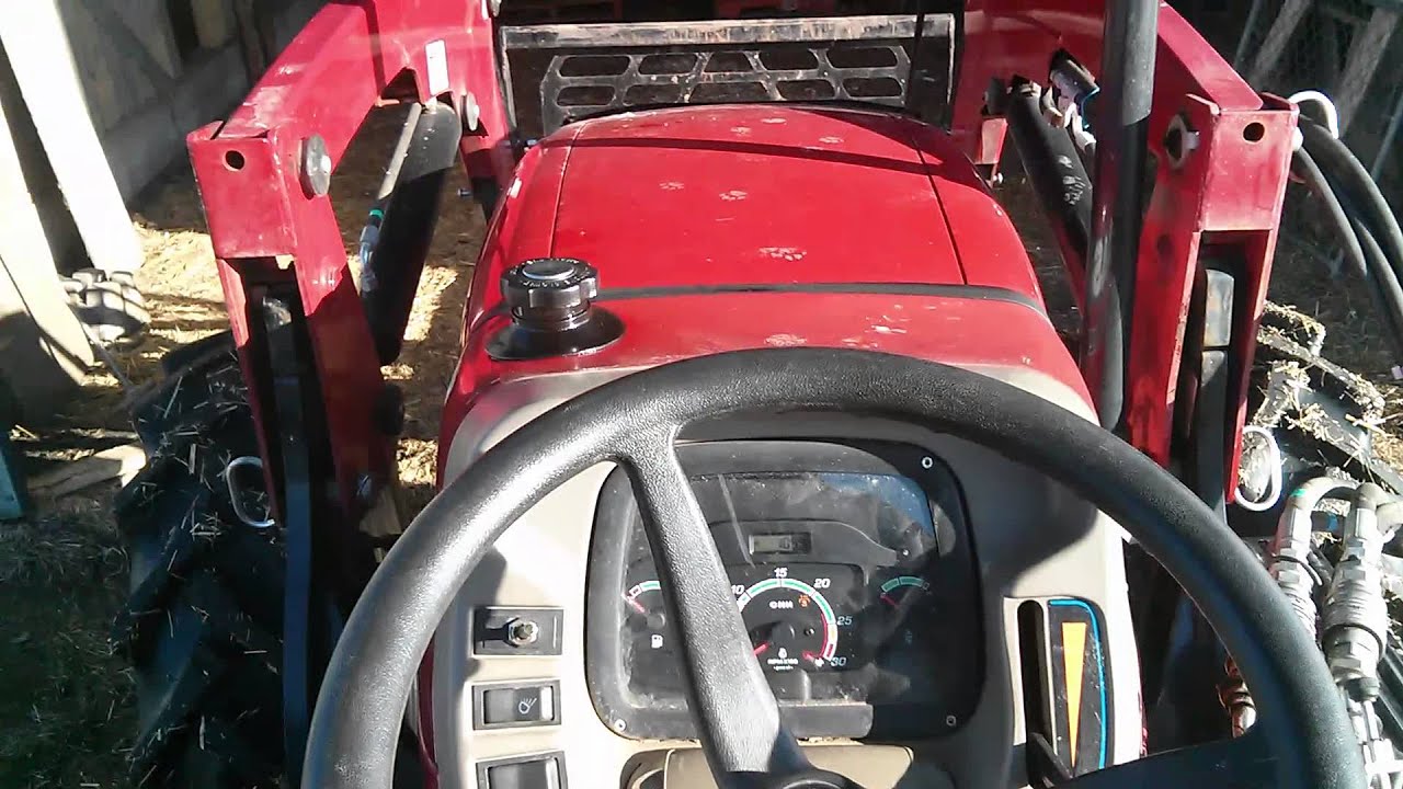 CASE IH Farmall 75A Utility Tractor - YouTube