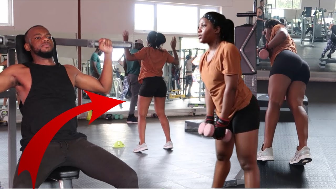 C🥒CUMBER WORKOUT INSTRUCTOR PRANK 🥒 ON BADDIES IN THE GYM 🏋🏽‍♀️ - YouTube