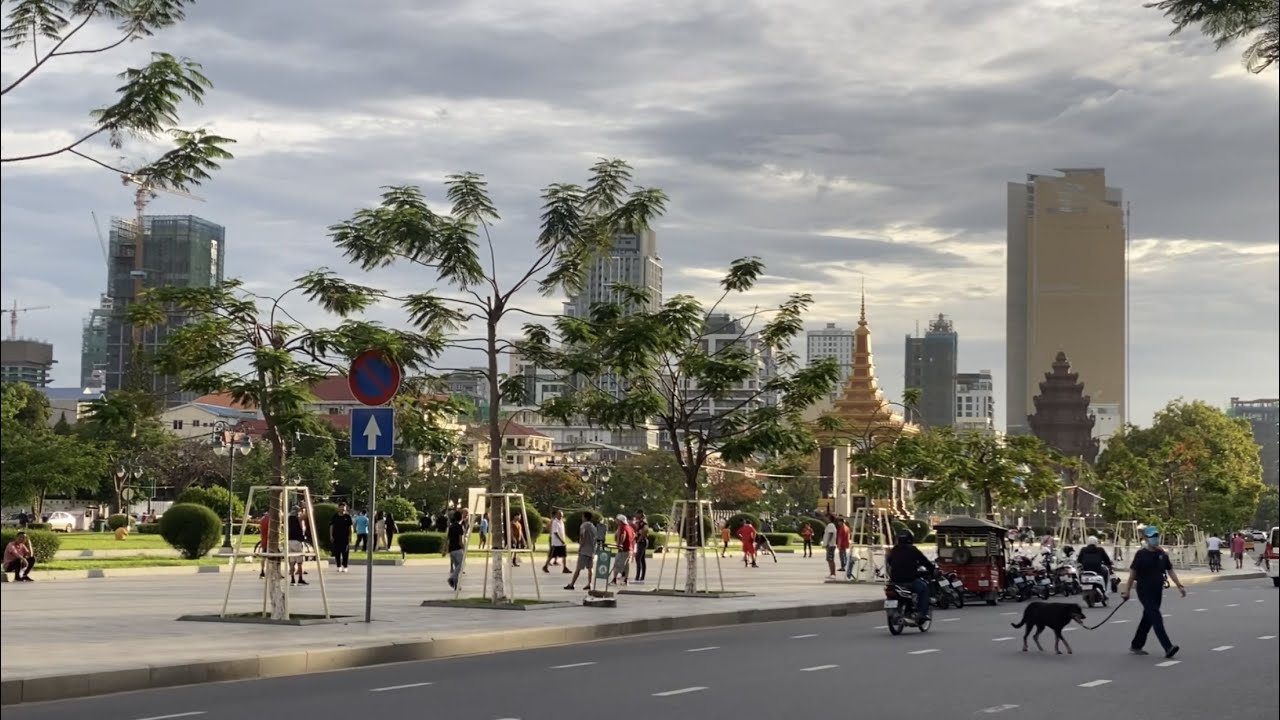 PHNOM PENH CITY Walking Tour Around Wat Botum Park Street View ...