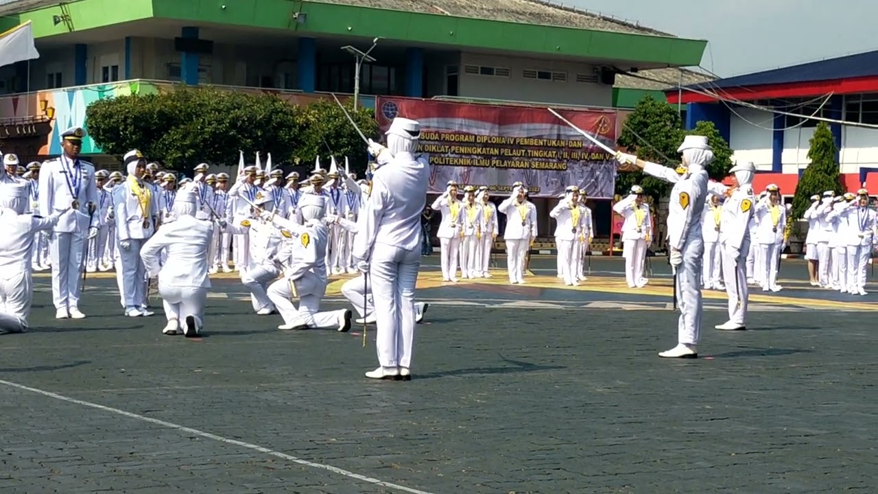 Pelepasan taruna Taruni PIP Semarang angkatan 55 - YouTube