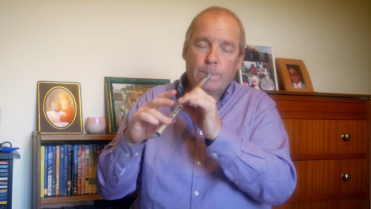 Manx Whistle Tune: Ben Rein y Voaldyn - YouTube