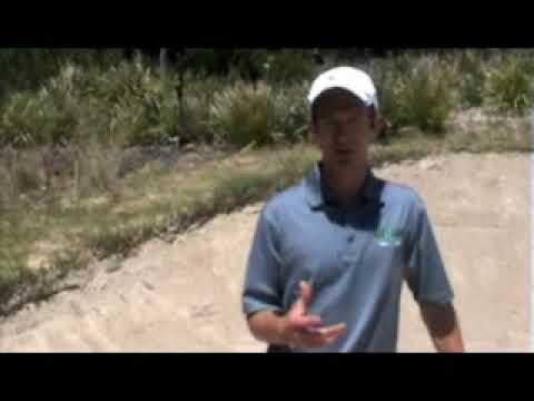 Simple Bunker Shot Technique by Michael Sund - YouTube