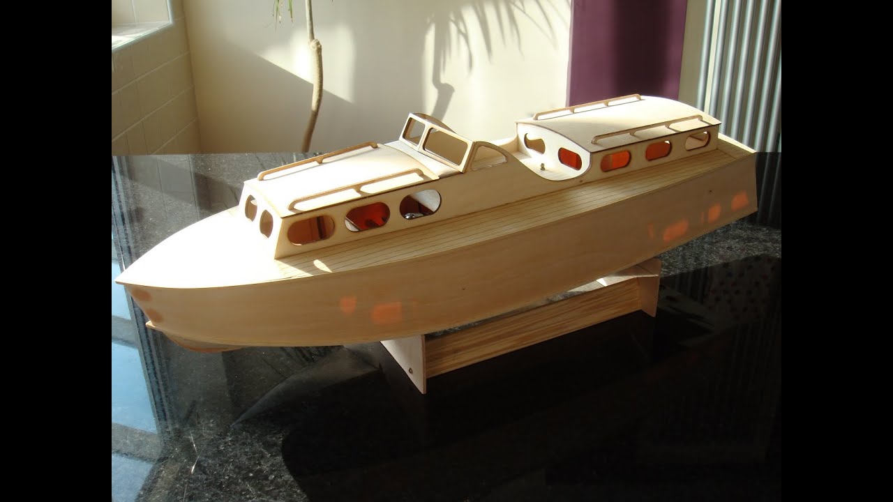 Buxton Model Boat Club 44 - YouTube