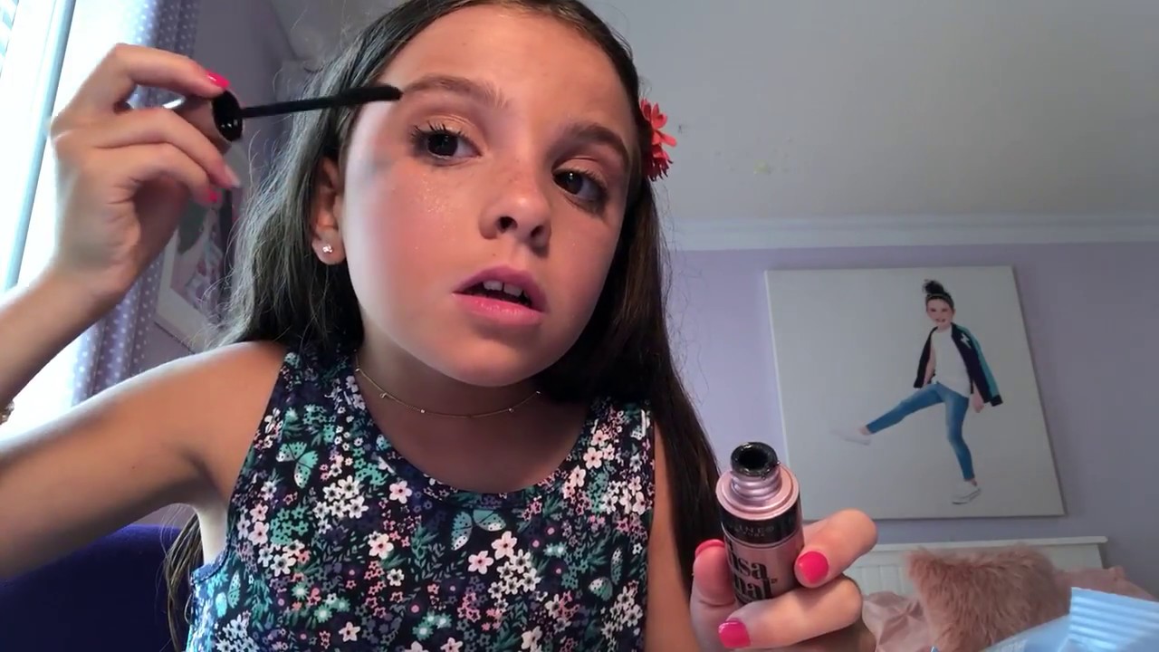Cheyenne’s makeup tutorial with Dani - YouTube