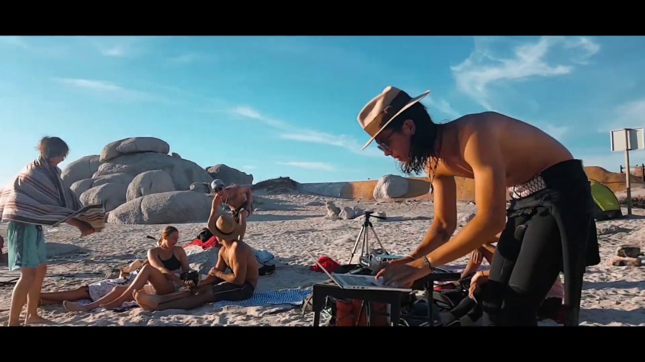 Cape Town Water Slackline & Sunset Boogie - YouTube