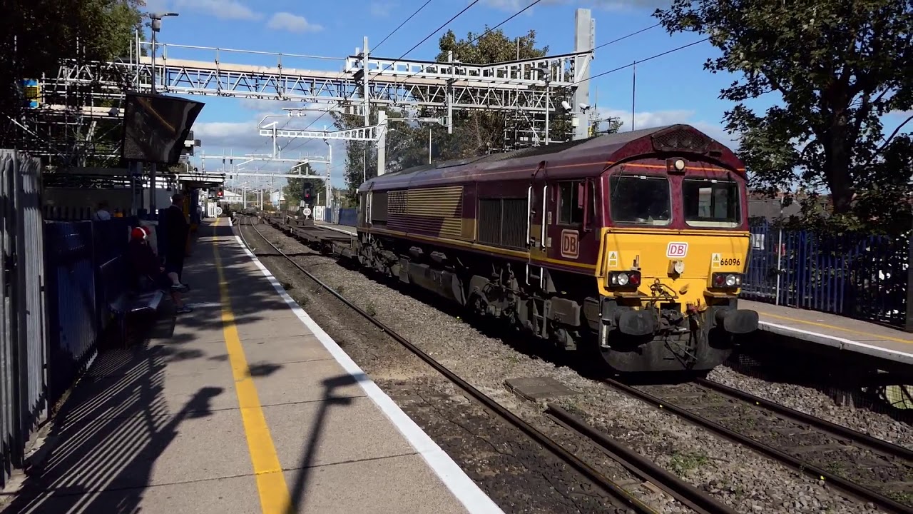 Reading West Freight Trains Spectacular 28 September 2018 - YouTube