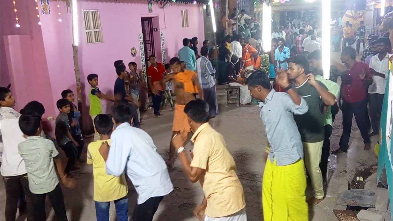 மாரியம்மன் கும்மி பாடல் ஆட்டம் | tamil traditional folk dance kummi ...