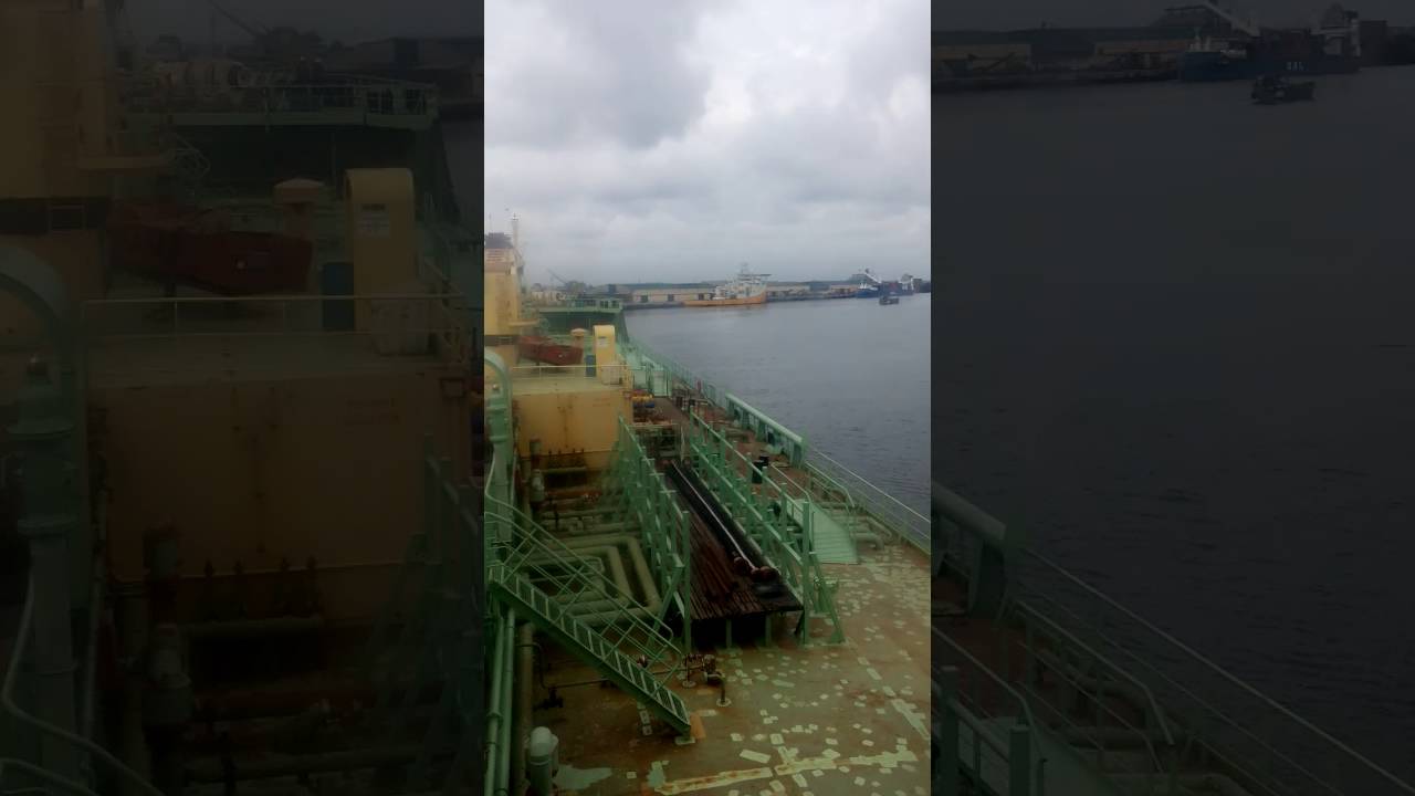 Ship on narrow channel - YouTube