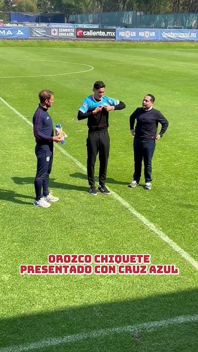 ¡CHIQUETE CELESTE! Jesús Orozco ha sido presentado con Cruz Azul - YouTube