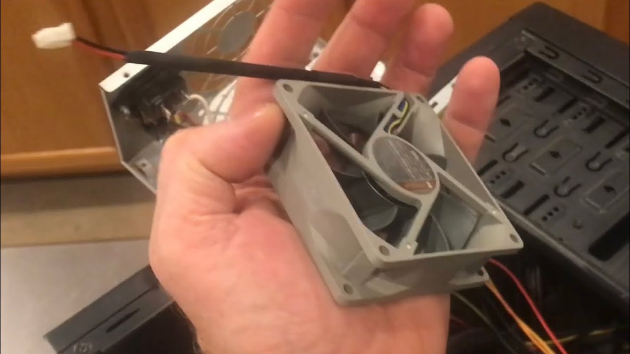 INSTALLING noctua jf-r8 redux-1800 pwm cooling fan 4-pin (80mm, - YouTube