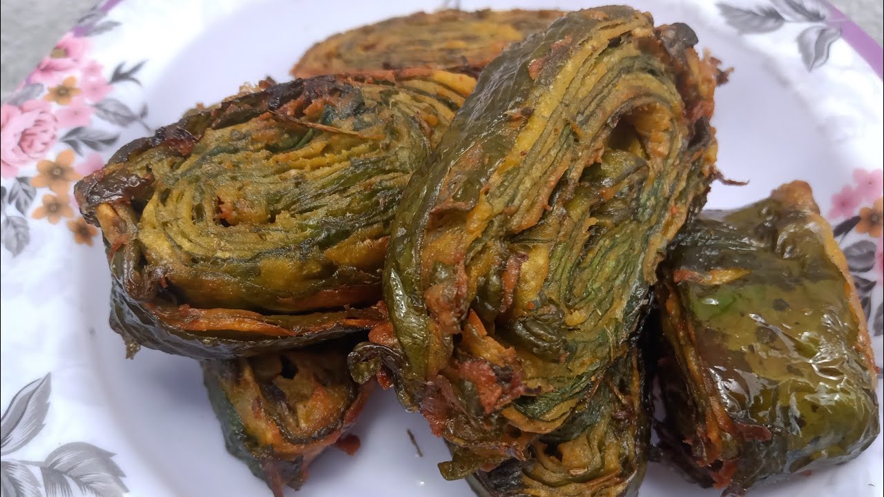 Poti Ke Pan Banane Ki Recipe | Arbi Ke Patte Ki Recipe - YouTube
