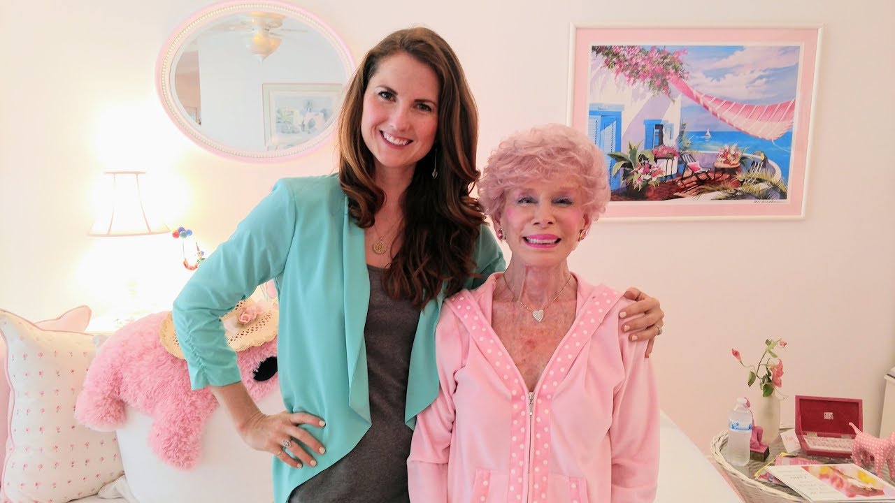 The Pink Lady - Showing the world her attitude. - YouTube