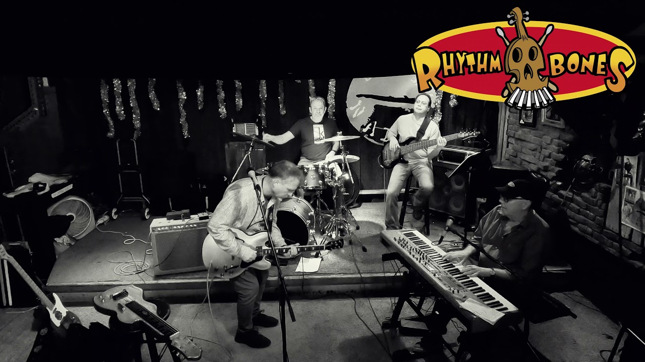 THE RHYTHM BONES, "HOT TAMALE." - YouTube