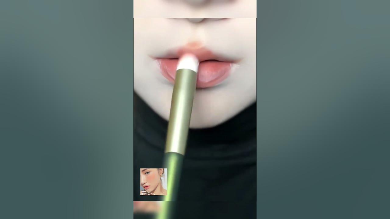 How To Get 3D Lips With This Easy Douyin Lip Contouring Tutorial how-to-get-3d-lips-with-this-easy-douyin-lip-contouring-tutorial